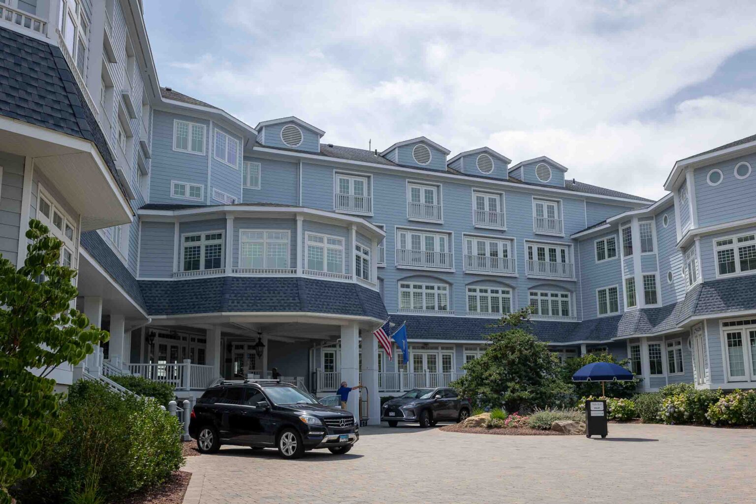 Madison Beach Hotel a CURIO Collection - Ein Boutique Strandhotel